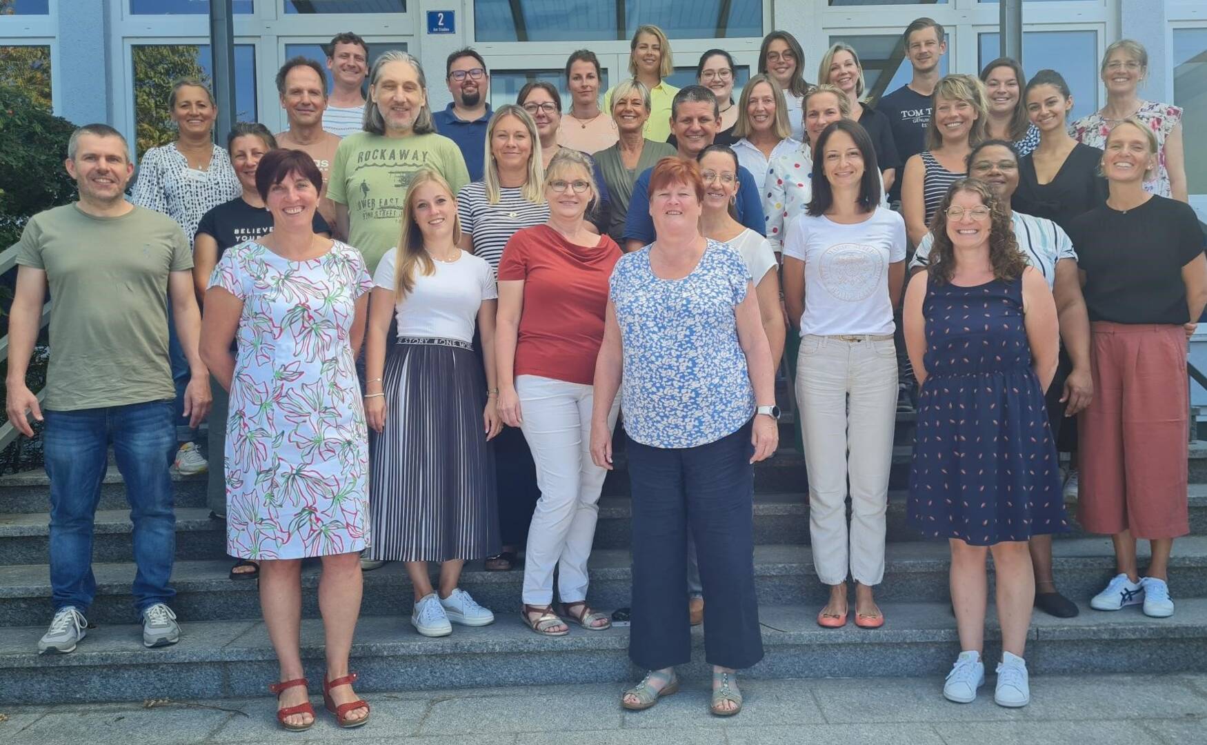 Unsere Lehrer - UNSERE SCHULE - Mittelschule Grafing